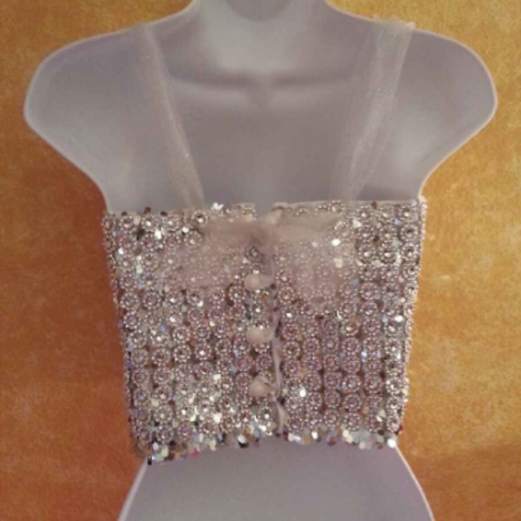 Sebrina Love Luxe Boutique | Tops | Silver Sequin Illusion Diamond Look ...